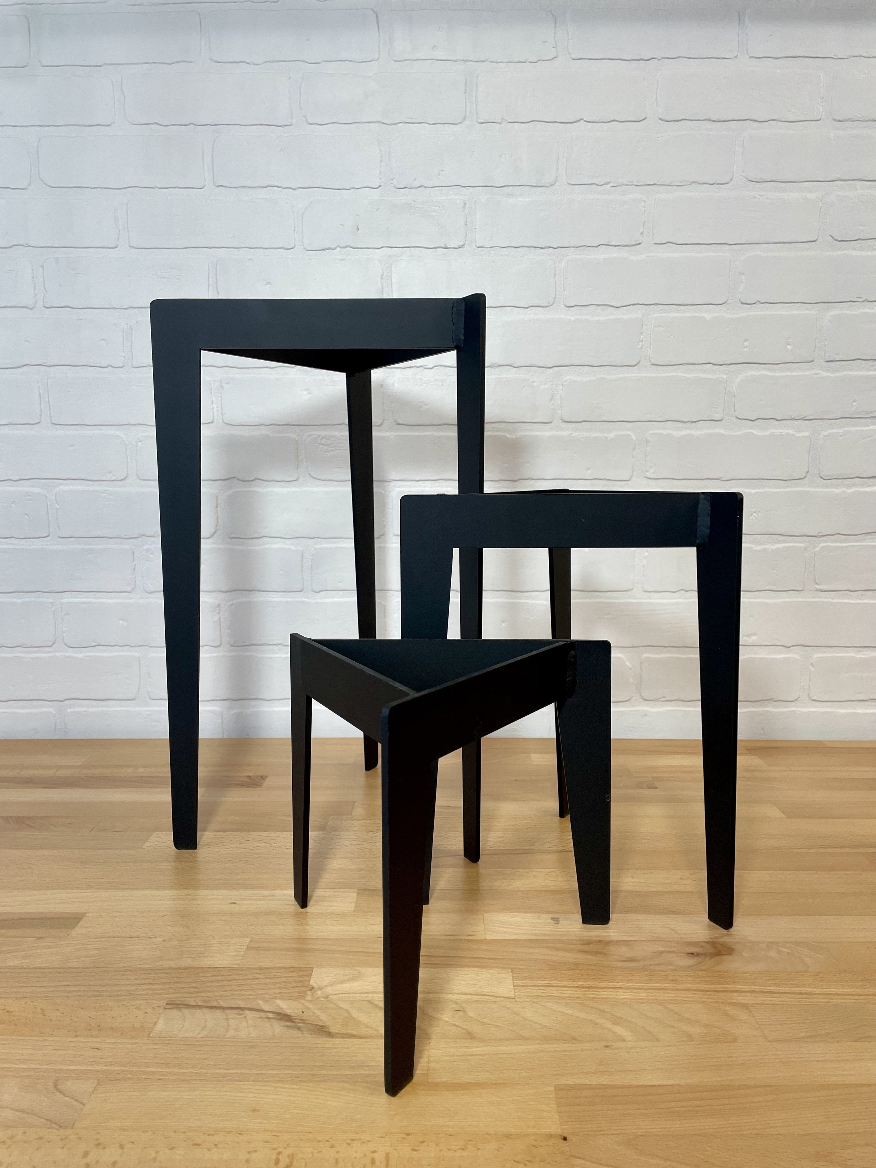 Dunn Good Studios - Locally Made Metal Plant Stands – Mother Earth Gardens